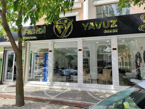 Ferdi Ertuğrul Kuaför (İstanbul, Beylikdüzü, Adnan Kahveci Mah., Ihlamur Cad., 12), güzellik salonu  İstanbul'dan