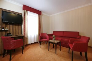 The Lakeside Burghotel zu Strausberg (Gielsdorfer Chaussee No:6, Strausberg), otel  Brandenburg'dan