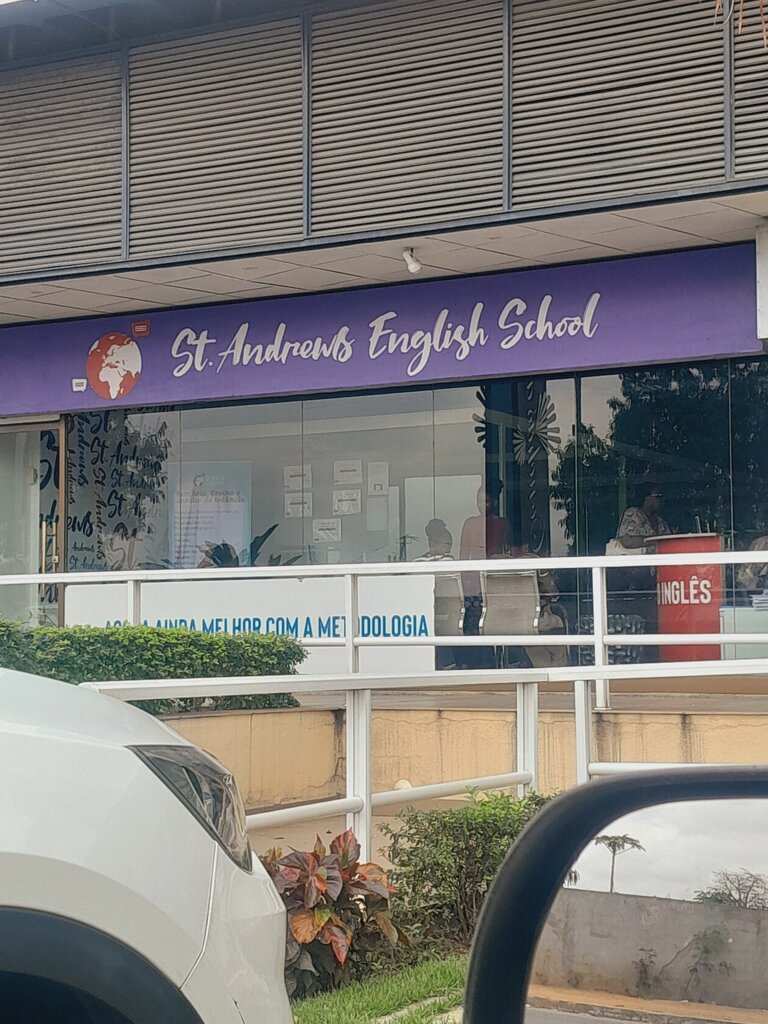 Özel okul St. Andrews English School, Loanda, foto