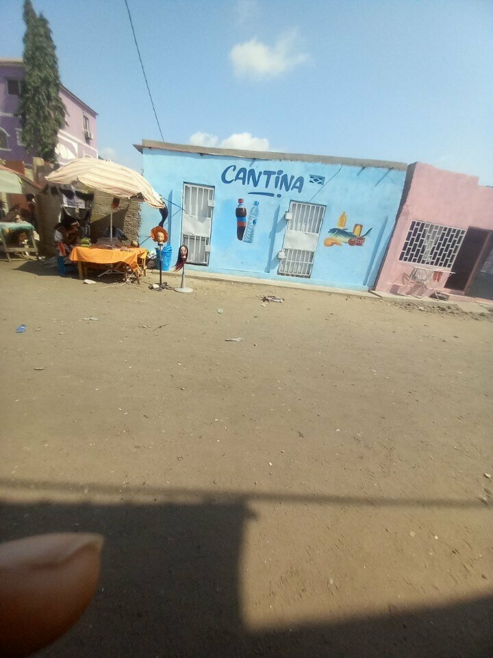 Market Cantina, Loanda, foto