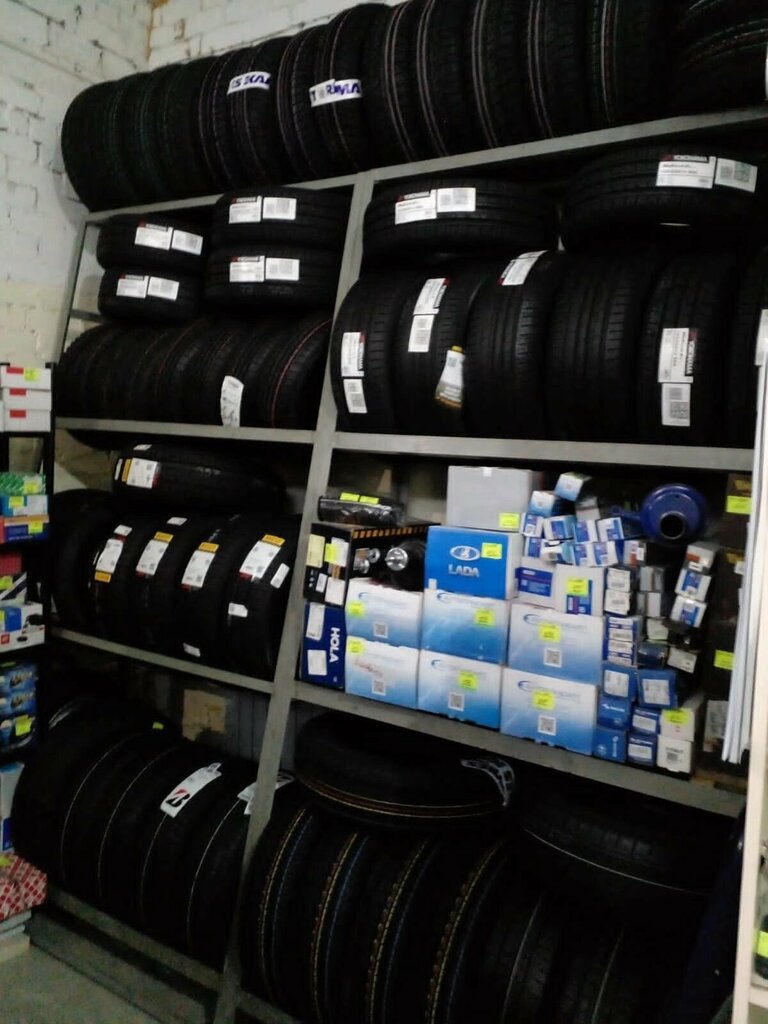 Otomobil yedek parçaları 4 Колеса, Belozersk, foto