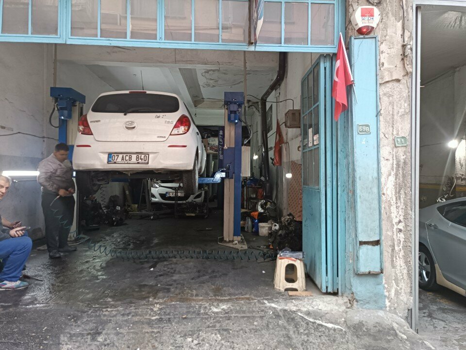 Otomobil servisi Hak Oto Tamir Bakım Servis, Bursa, foto