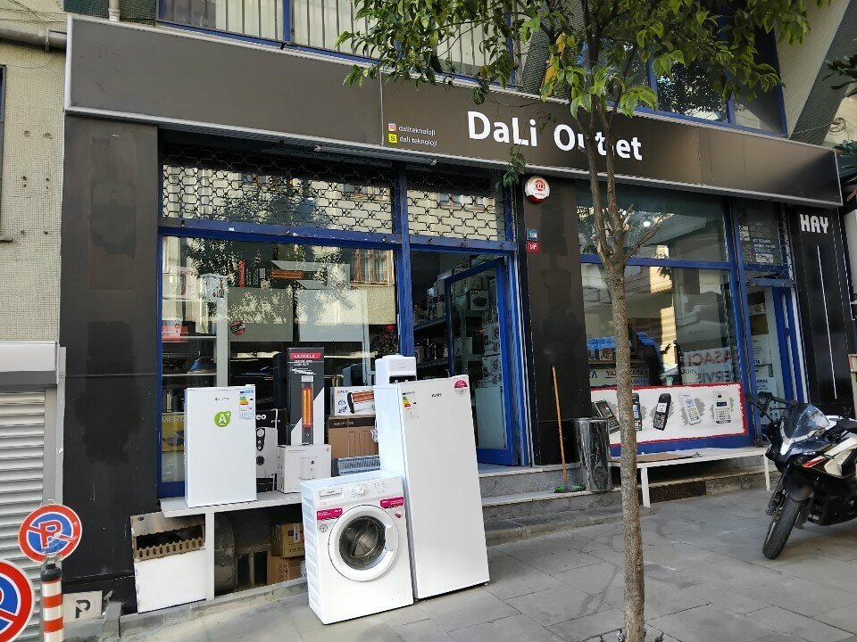 i̇kinci el eşya satışı Dalı Outlet, İstanbul, foto