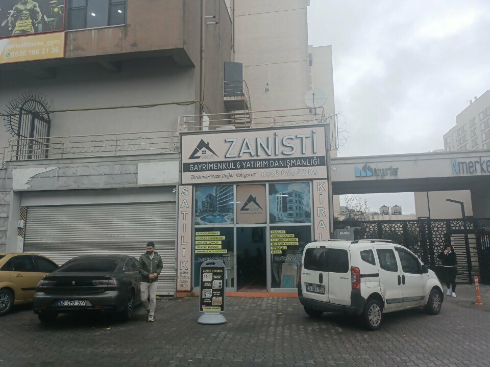 Emlak ofisi Zanisti Gayrimenkul, İstanbul, foto
