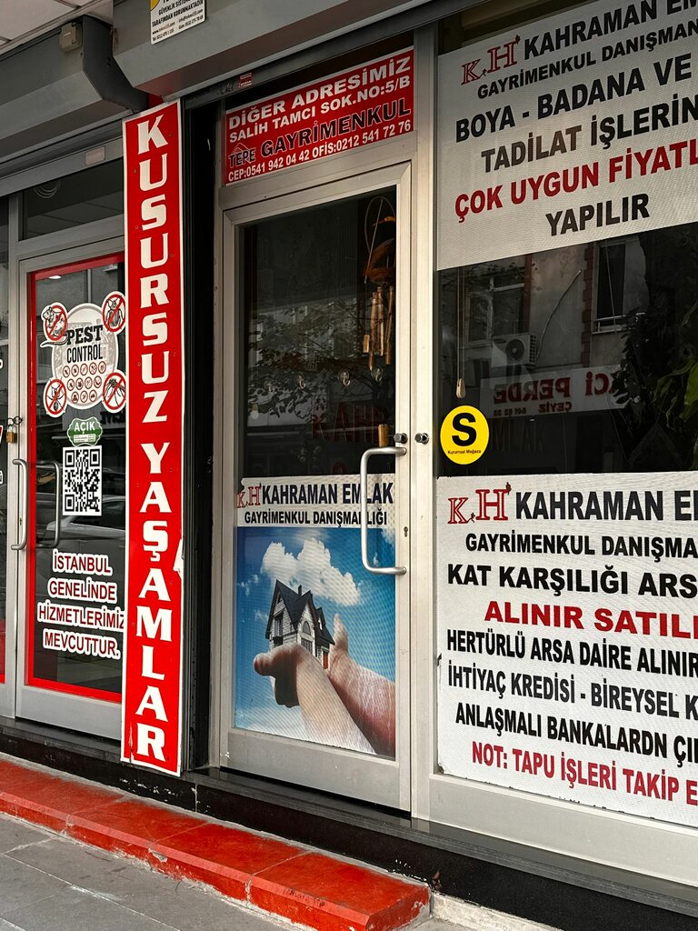 Emlak ofisi Kahraman Emlak, İstanbul, foto