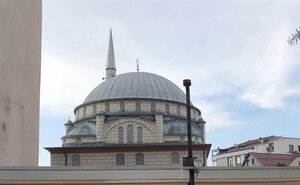 Merkez Cami (Rize, İyidere, Fıçıtaşı Mah., Menderes Cad., 49), cami  İyidere'den