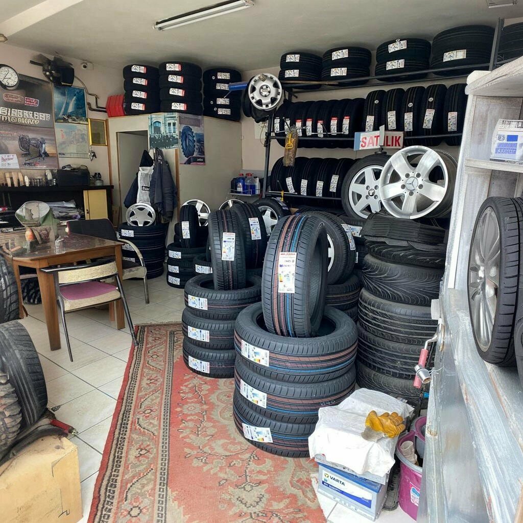 Otomobil yedek parçaları Akyurt Oto Lastik, Ankara, foto