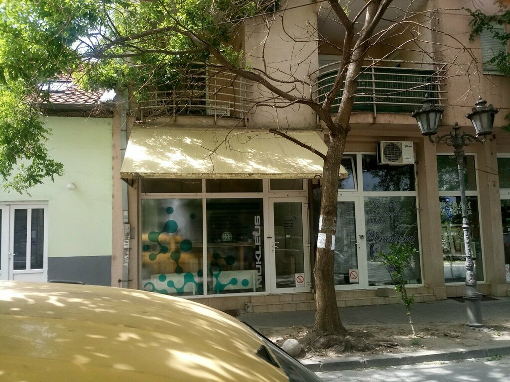 Araç bakım malzemeleri Kvatrohem, Novi Sad, foto