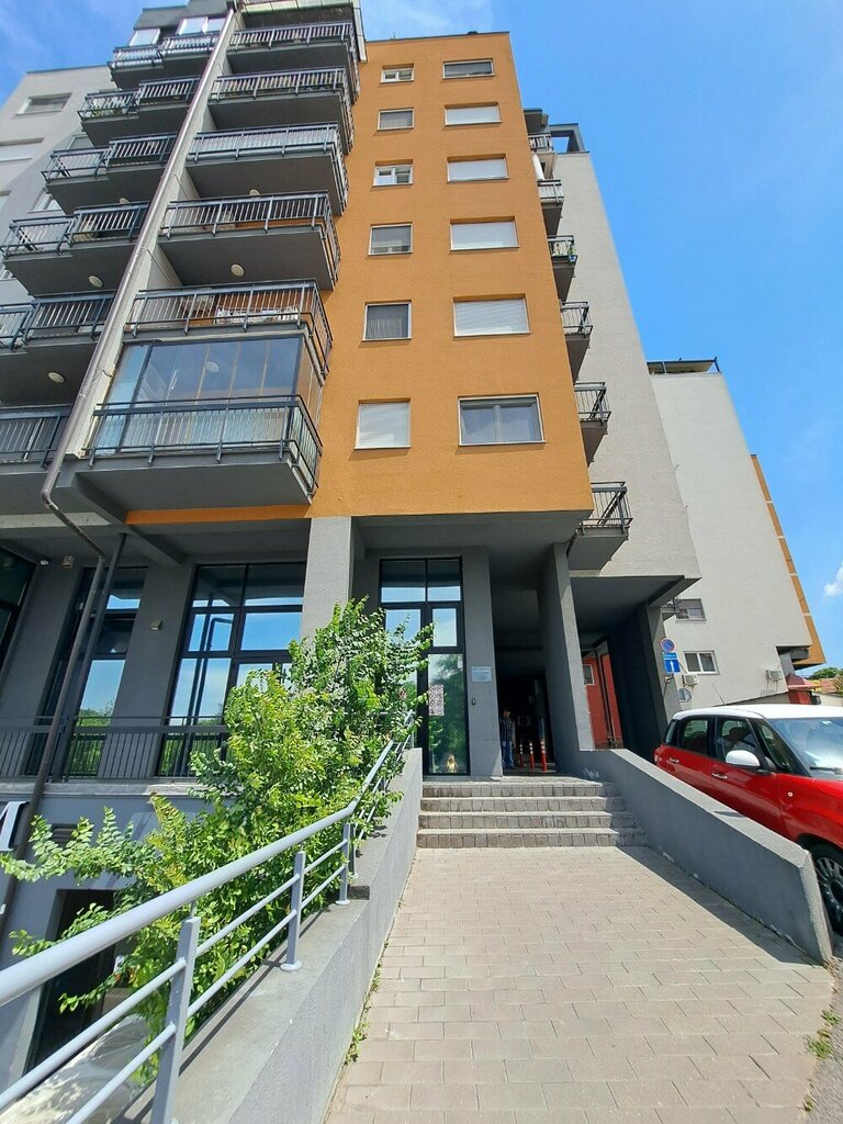 Adliye personeli Javni Izvrsitelj Mirjana Dimitrijevic, Belgrad, foto