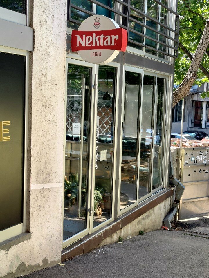 Kafe Kafeterija Politika, Belgrad, foto