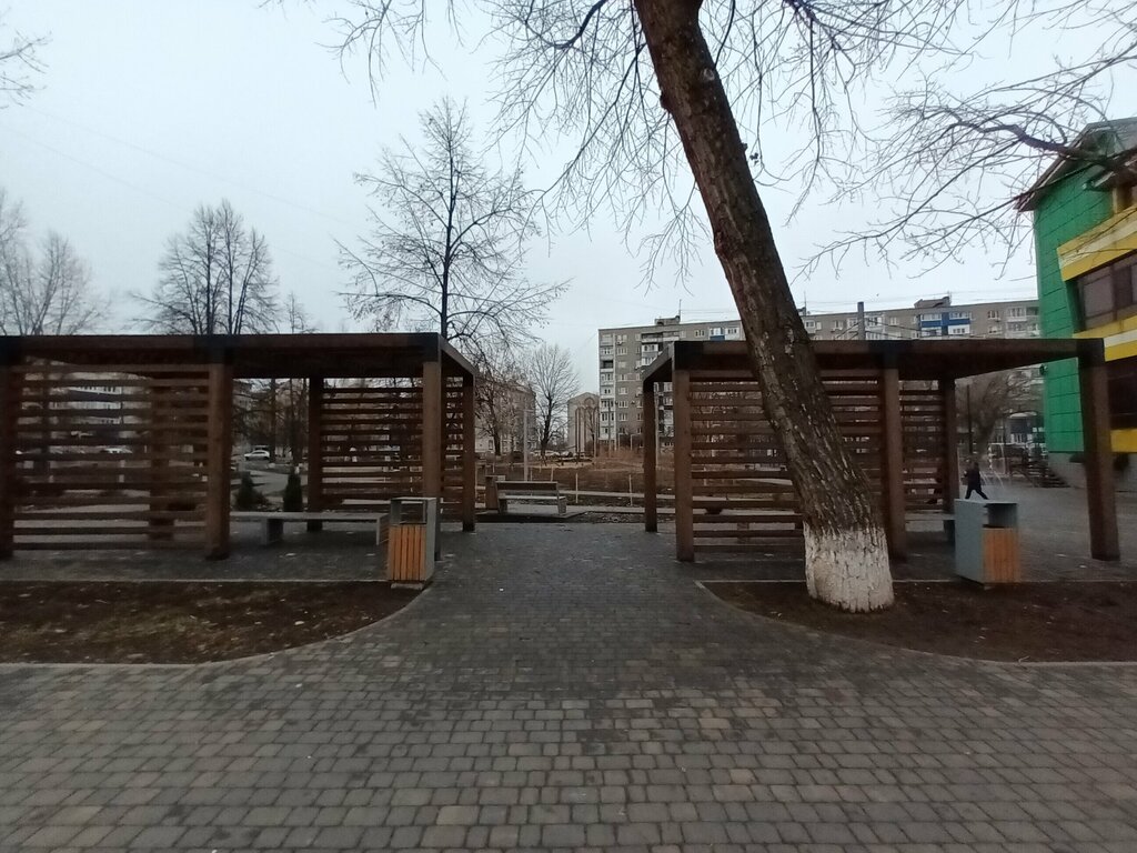 Kültür ve eğlence parkları сквер Манеж, Rossoş, foto