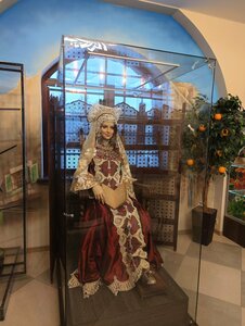 Marmeladnaya Skazka (No:4, mikrorayon Lochkino, Likhoslavl), eğlence merkezleri  Lixoslavl'dan