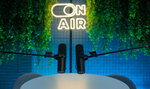 Podit Podcast Studio (Suntech Tower, Dubai Silicon Oasis, Mushraif, Dubai), yapım şirketi  Dubai'den