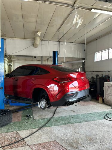 Otomobil servisi AutoHouse, Samarskaya oblastı, foto