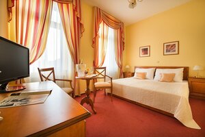 Hotel Podhrad (Jihočeský kraj, Ceske Budejovice, Hluboka nad Vltavou), otel  Hluboka nad Vltavou'dan
