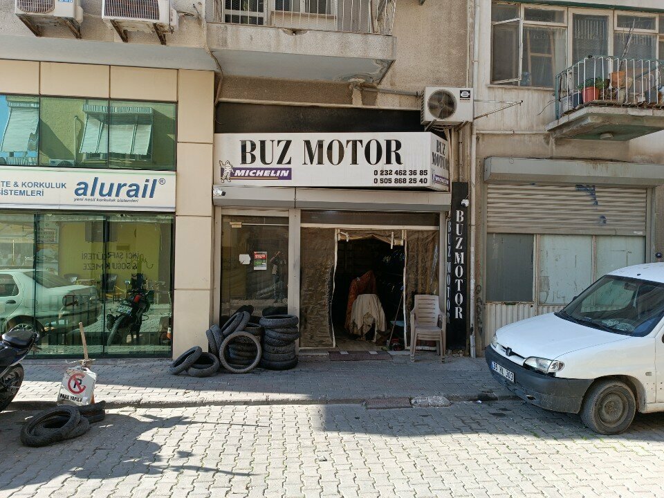 Motosiklet tamiri Buz Motor, İzmir, foto