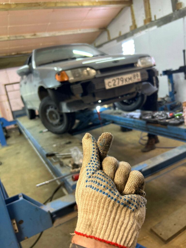 Otomobil servisi Servac, Salehard, foto