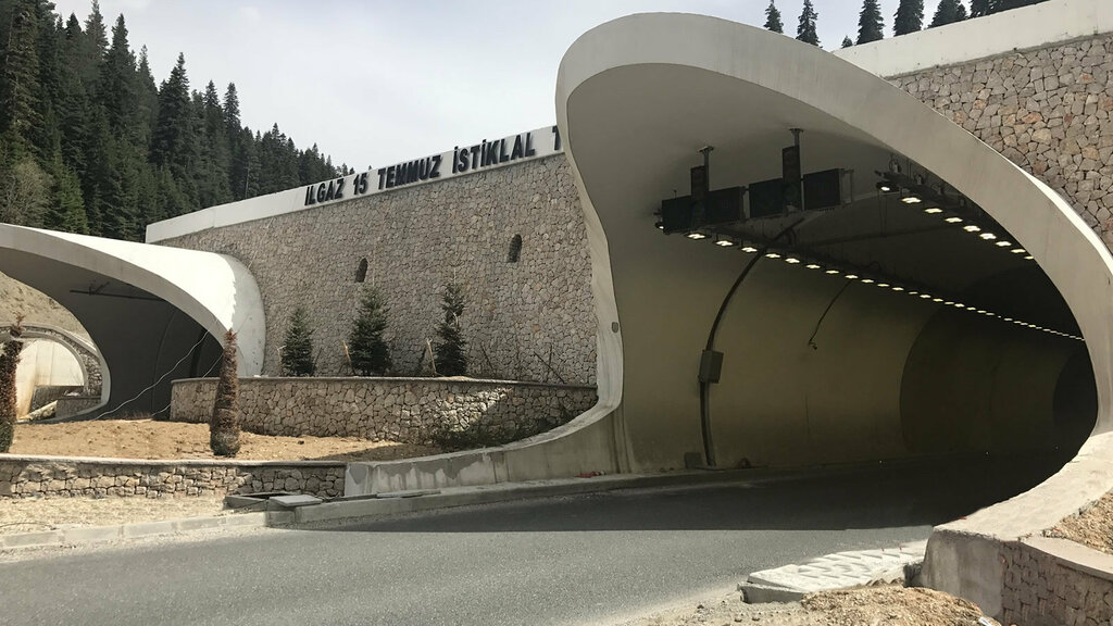 Madencilik işletmeleri Akabe İnşaat ve Madencilik, Ankara, foto