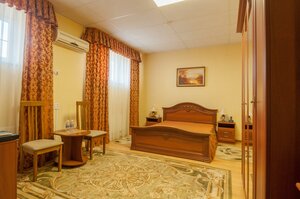 Niva (Uralskaya Street No:144, Krasnodar), otel  Krasnodar'dan