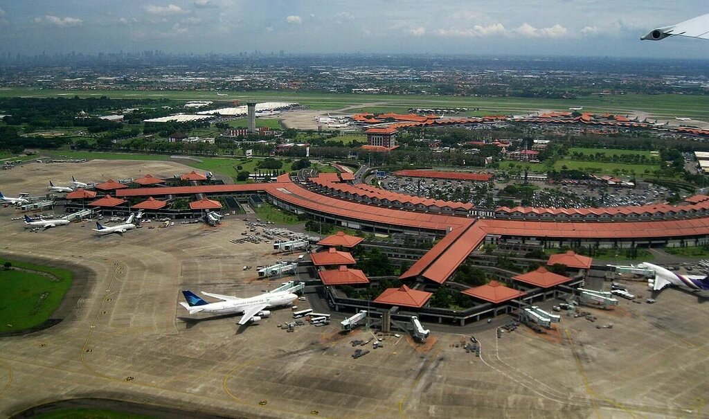 Havaalanları Soekarno-Hatta Havalimanı, Tangerang, foto