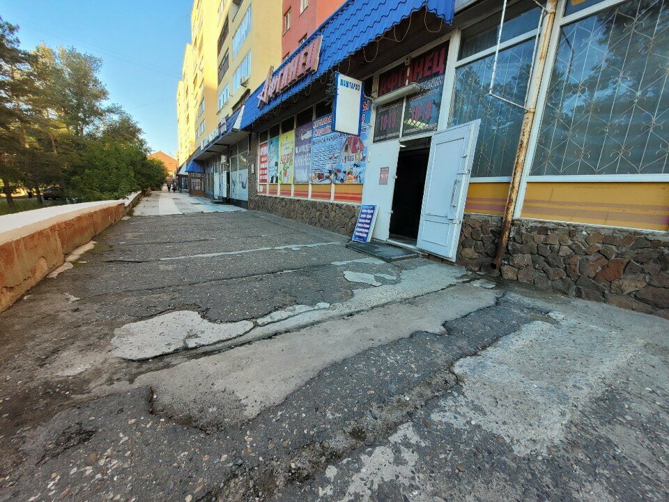 Alışveriş merkezleri Afghanets, Semey, foto