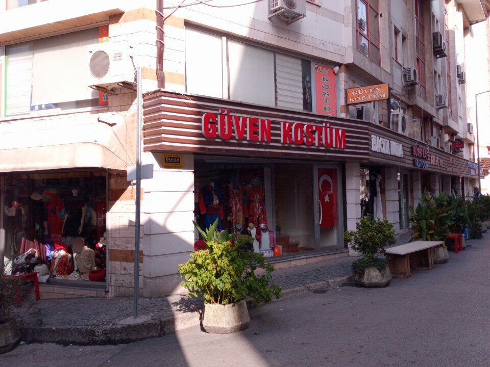 Kiralama noktası Güven Kostüm, Bursa, foto