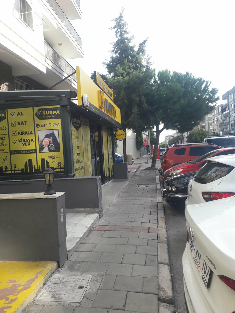 Oto kiralama Turpa Karşıyaka, İzmir, foto