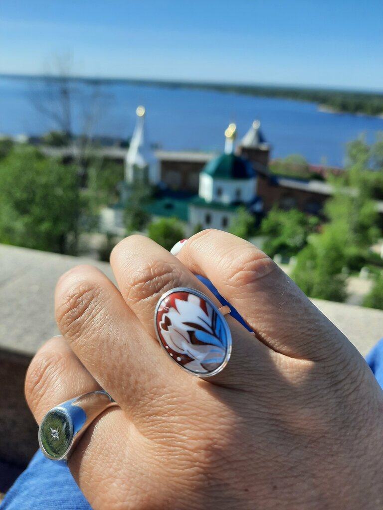 Hediyelik eşya mağazaları Rostovskaya finift, Nijni Novgorod, foto