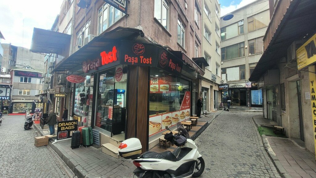 Fast food Meşhur Paşa Tost Beyazıt, İstanbul, foto