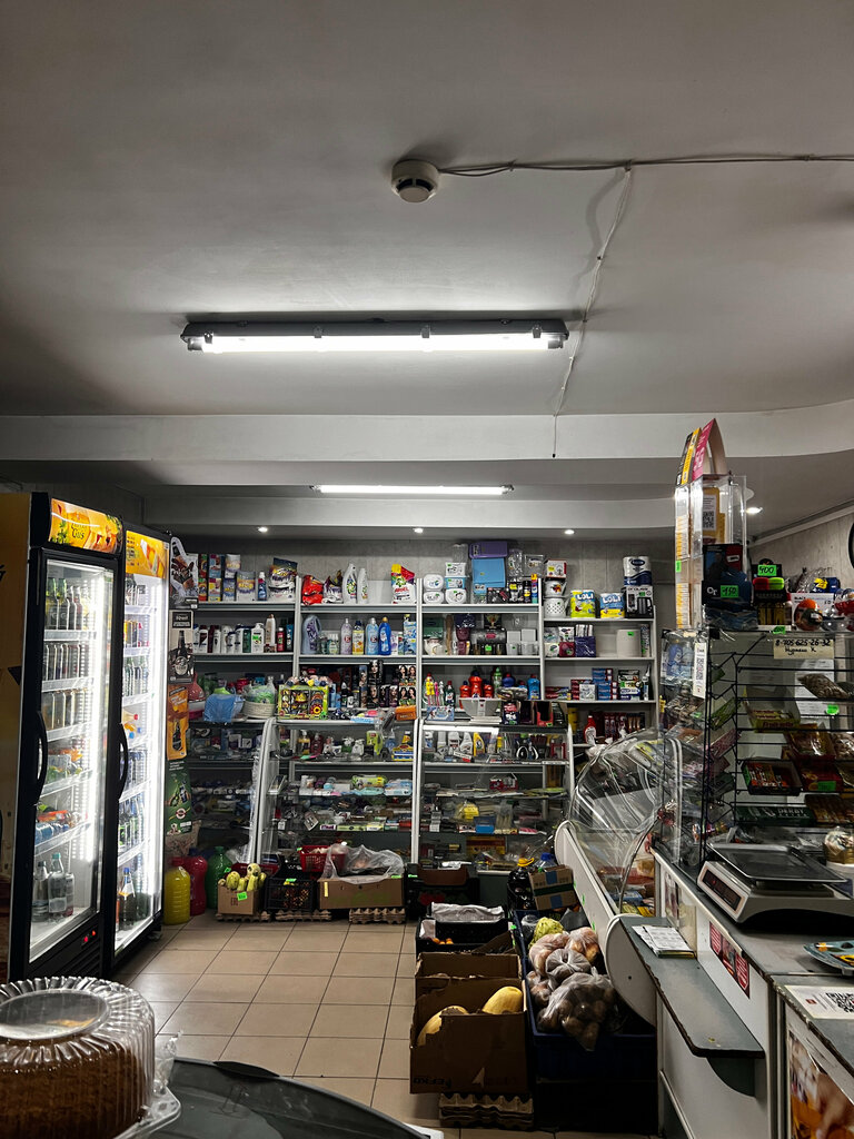 Market Merei, Karajal, foto