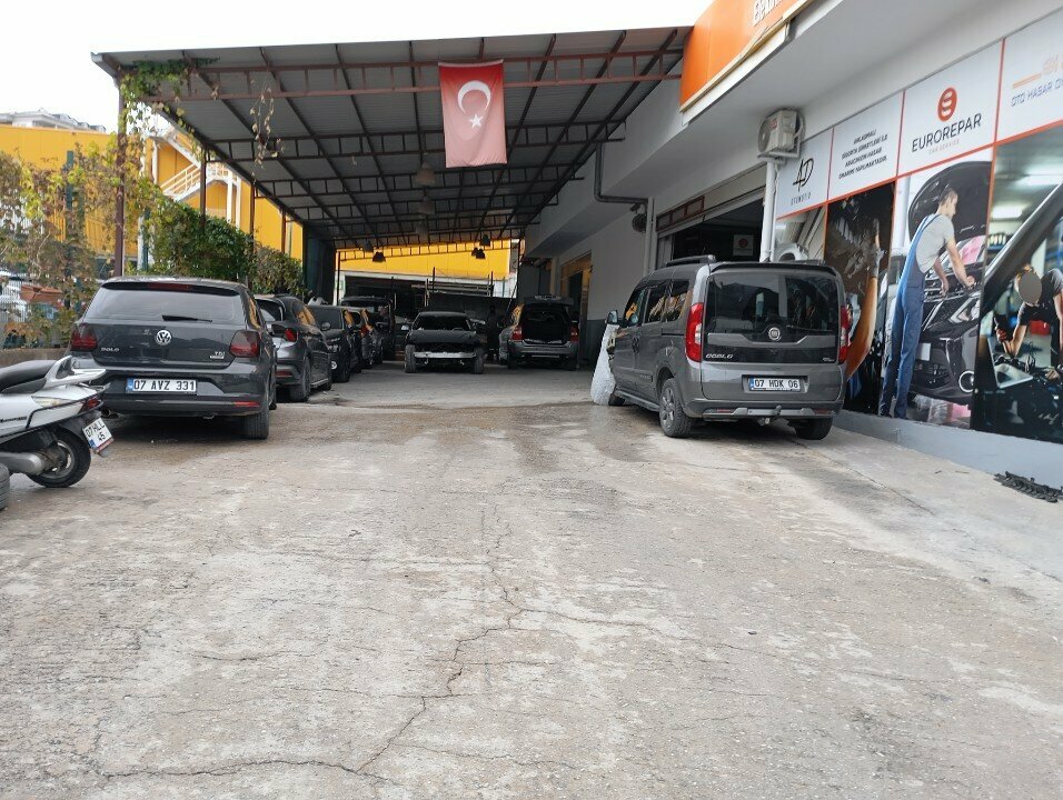 Oto temizleyicisi Careborn Detailing, Alanya, foto