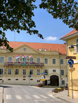Карловачки Магистрат (Autonomous Province of Vojvodina, South Backa Administrative District, opština Sremski Karlovci, naselje Sremski Karlovci, Trg Branka Radičevića, 1), turistik yerler  Güney Backa İlçesi'nden