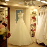 Erbay Moda Gelinlik (Yeni Mah., Emrullah Efendi Ara Sok., No:8/B, Merkez, Kırklareli), düğün mağazası  Lüleburgaz'dan