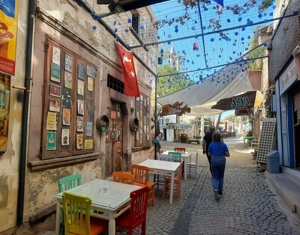 Pazarlar ve çarşılar Edremit Çarşamba Pazarı, Edremit, foto