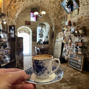 İzla art cafe (Mardin, Artuklu, Şar Mah., 239 Bademci Sok., 42), kafe  Artuklu'dan