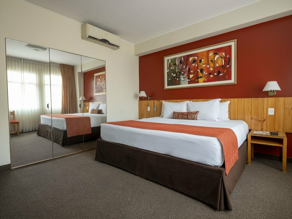Otel Hotel Qorianka, Lima, foto