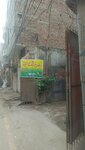 Batt (Province of Punjab, Lahore, Sodhiwal, 35-A Street), otopark alanı  Lahor'dan