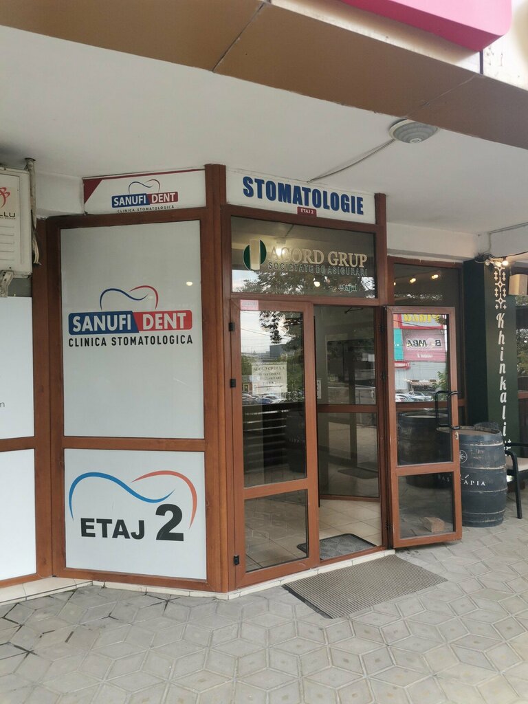 Özel ağız ve diş sağlığı klinikleri ve muayenehaneleri Sanufi-Dent, Kişinev, foto
