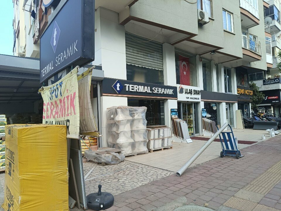 i̇nşaat makinaları ve ekipmanları Ulaş Emay Yapı Malzemeleri, Antalya, foto