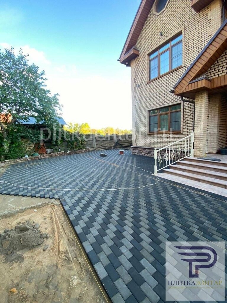 Kaldırım taşları Plitka Elitar, Moskova ve Moskovskaya oblastı, foto