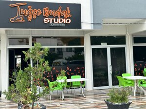 Studio Tuğçe Budak (İzmir, Karabağlar, Bahçelievler Mah., 370. Sok., 6A), fitness kulüpleri  İzmir'den