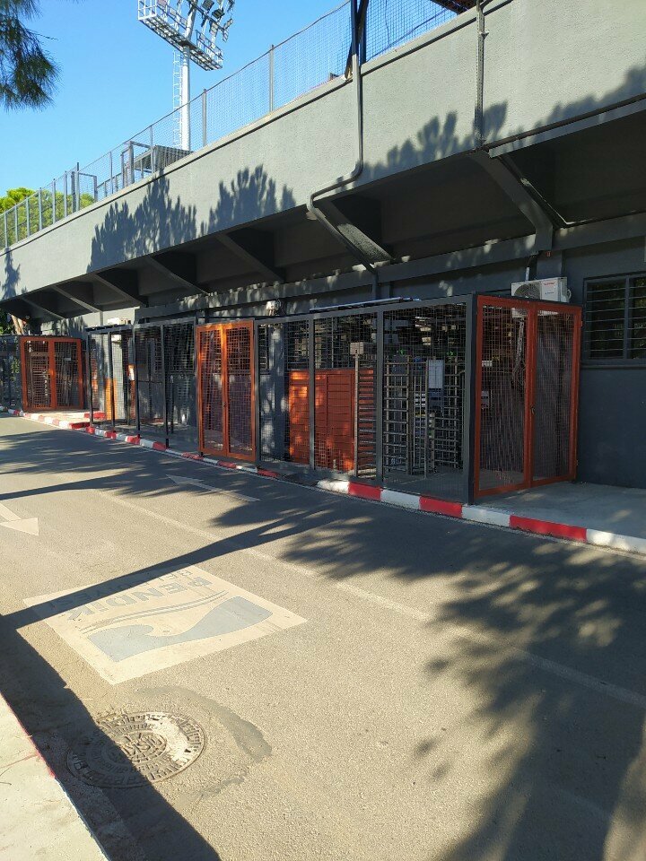 Stadyum Pendik Stadyumu, İstanbul, foto