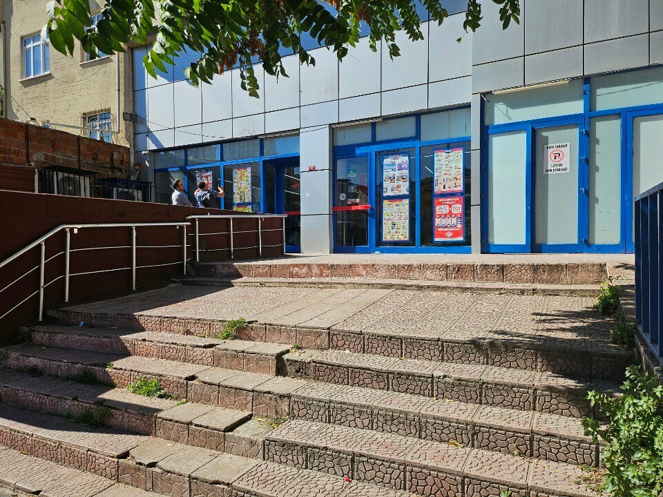 Süpermarket Bim, İstanbul, foto