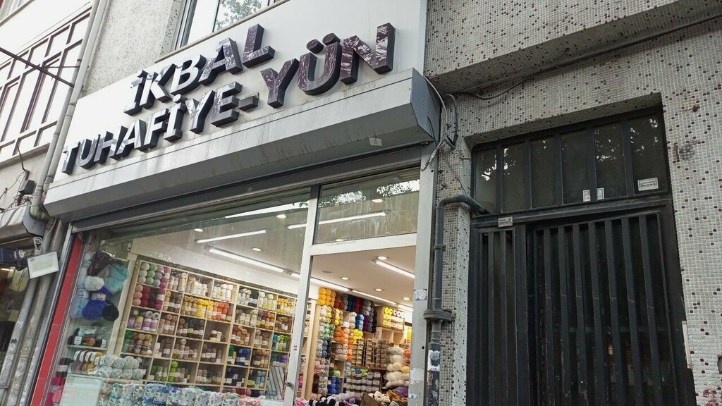 Büyük mağazalar İkbal Tuhafiye Yün, İstanbul, foto