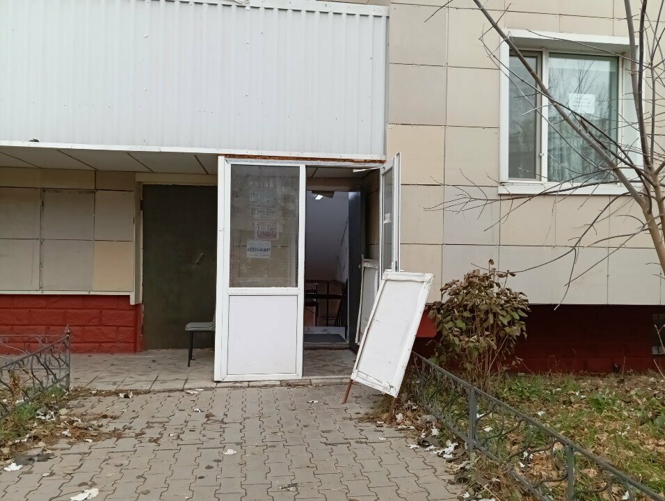 Oto aksesuarları Eva poliki, Astana, foto