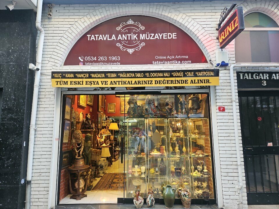 Antikacı dükkanları Tatavla Antik Müzayede, İstanbul, foto