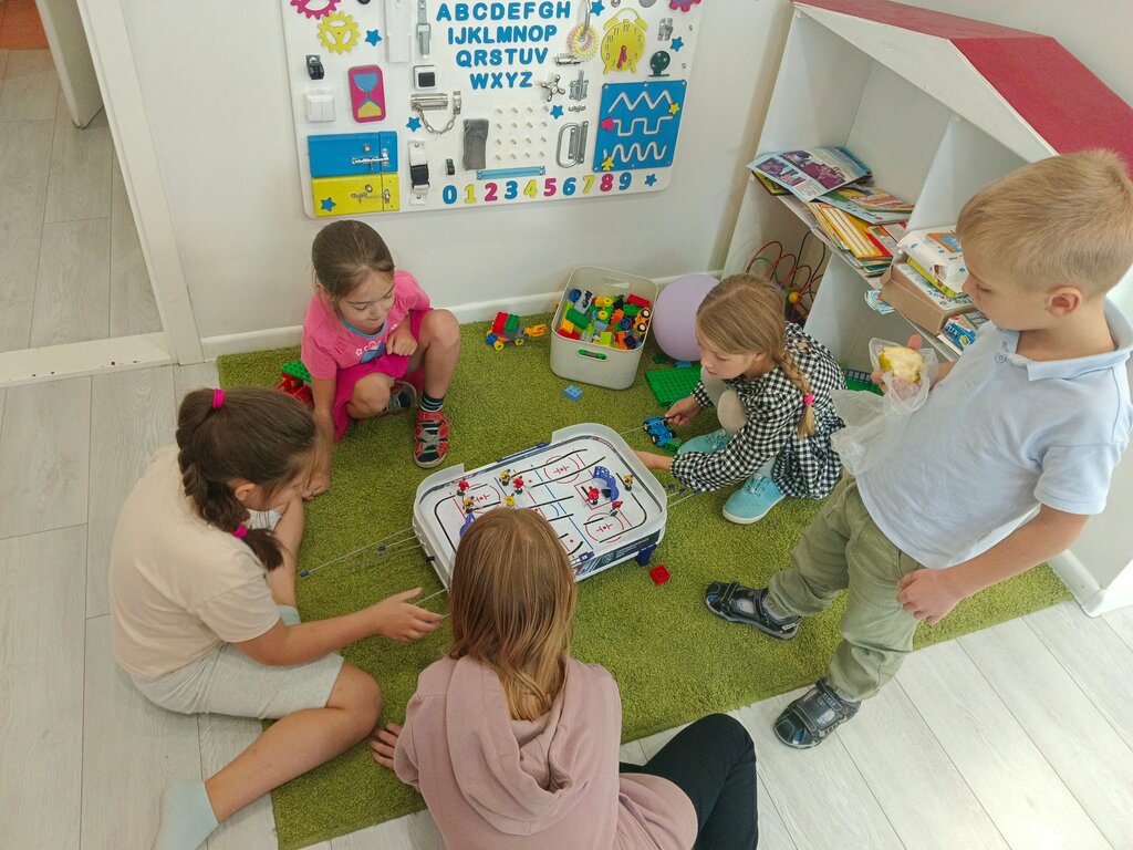 Özel okul Семейный клуб Ключ, Saint‑Petersburg, foto