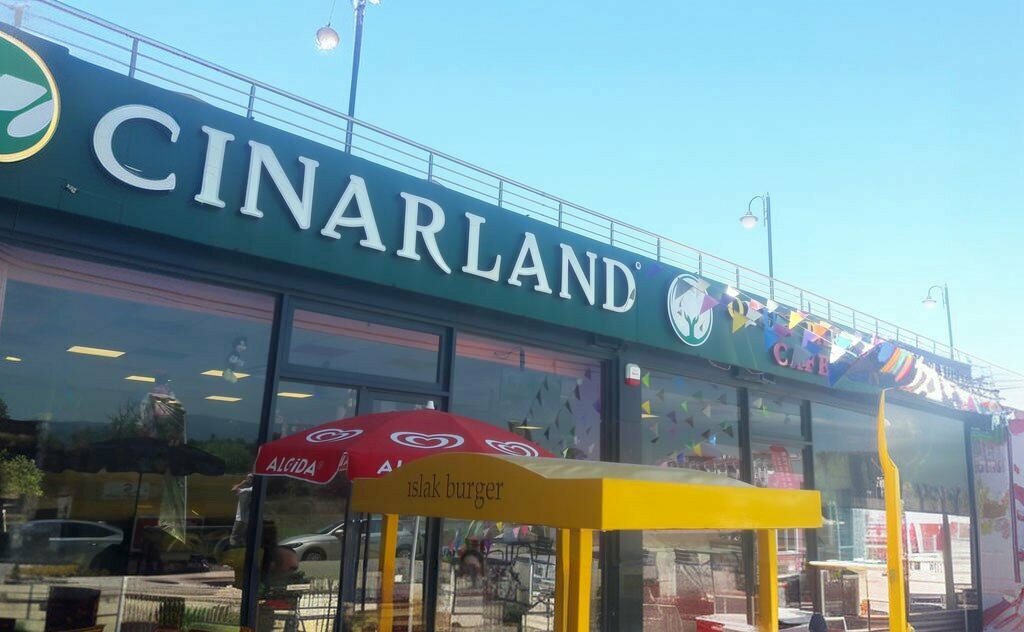 Kahve dükkanları Çınarland Oyun Parkı & Cafe, Bursa, foto