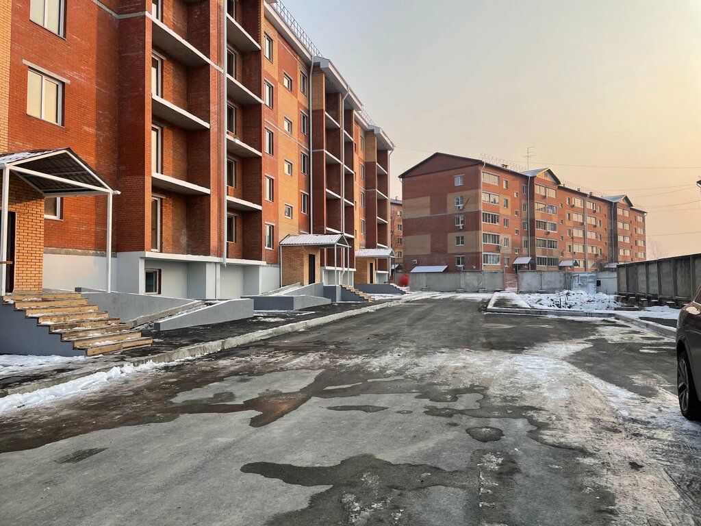 Konut blokları Мирный дом, Habarovski krayı, foto