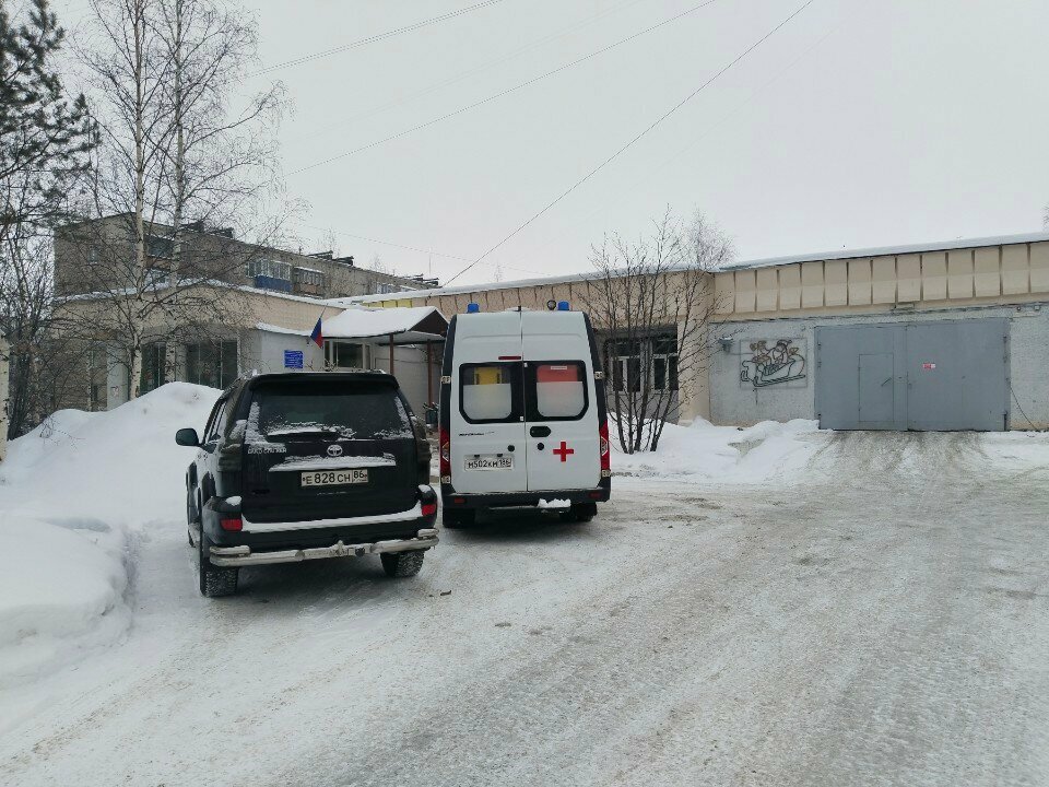 Acil tıbbi yardım hizmeti Podstantsiya Mbuz Gorodskaya stantsiya skoroy meditsinskoy pomoshchi, Surgut, foto